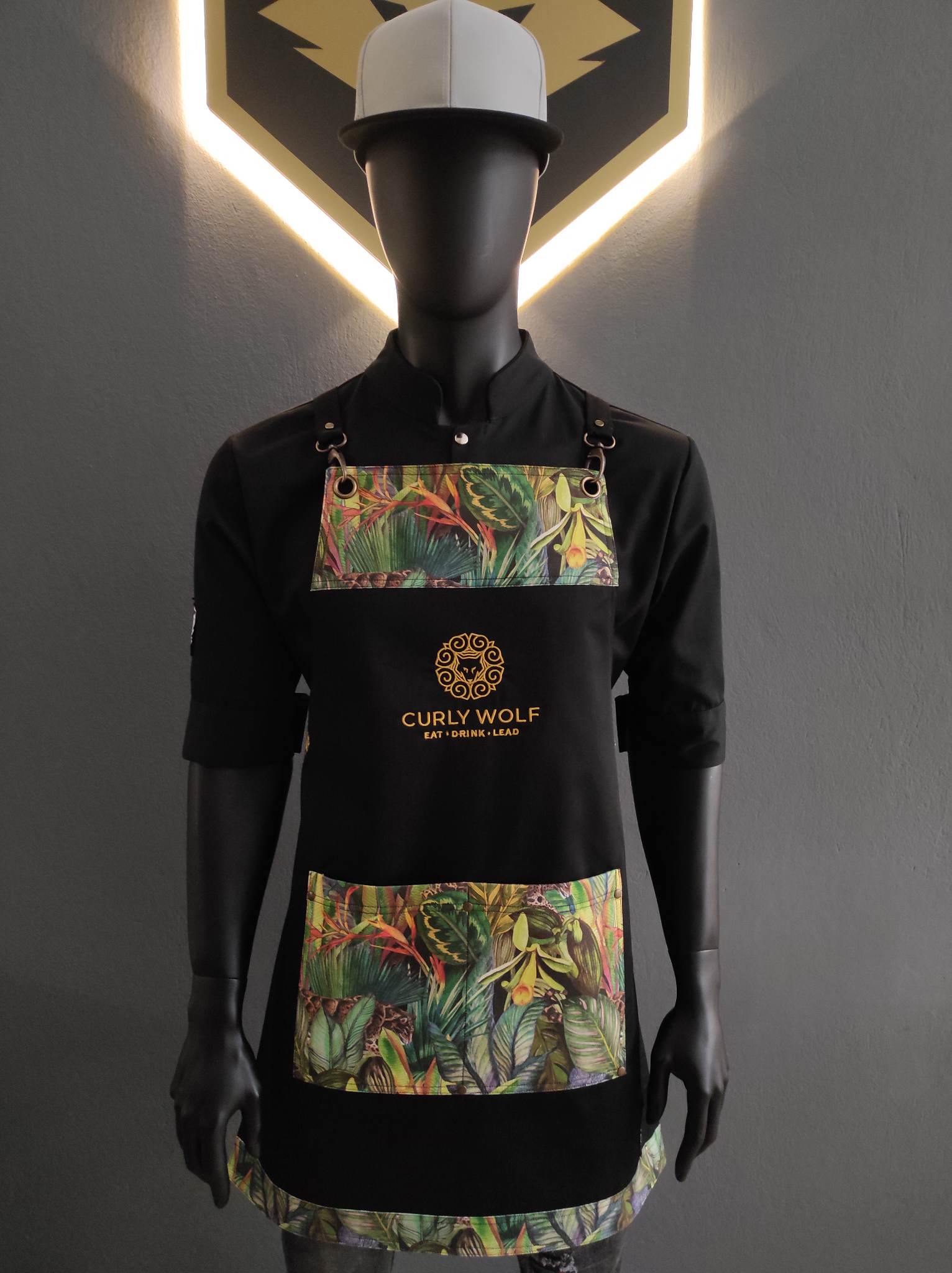BLACK TROPICAL TIGER – Dejo Handmade Aprons and more